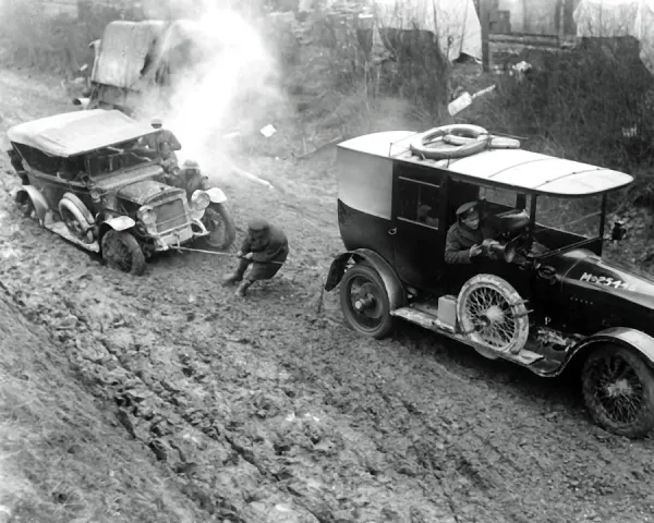 British vehicle stuck in mud, Western Front, WW1 Our beautiful Wall Art ...