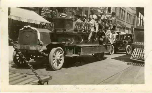 De Dion Bouton Vintage Charabanc, France Our beautiful Wall Art and ...