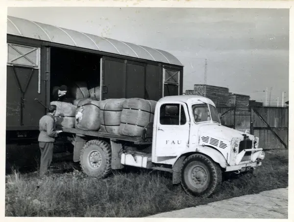 Friends Ambulance Unit (FAU) Vintage Lorry, Austria