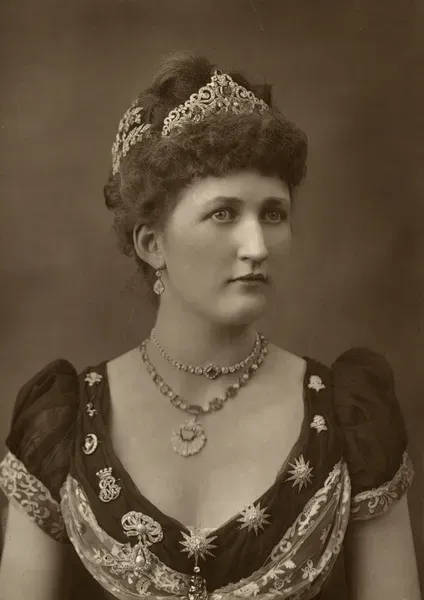 LADY CAREW Our beautiful Wall Art and Photo Gifts include Framed Prints ...