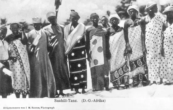Swahili Traditional Clothing 699 Swahili People Stock Photos Free