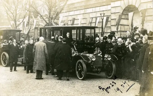 Talbot Vintage Car Shire Hall & Market Square Our beautiful Wall Art ...