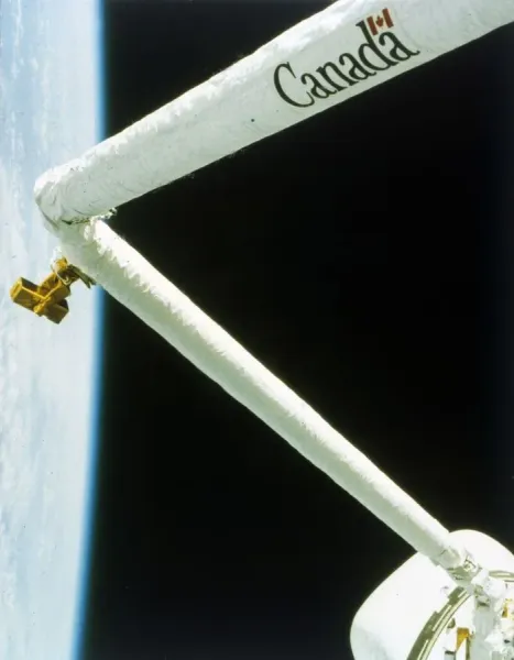 Manipulator arm deployed during the second Space Shuttle