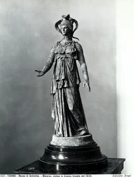 Minerva Statue Statue Of Minerva With Owl As Symbol Of Wisdom. The